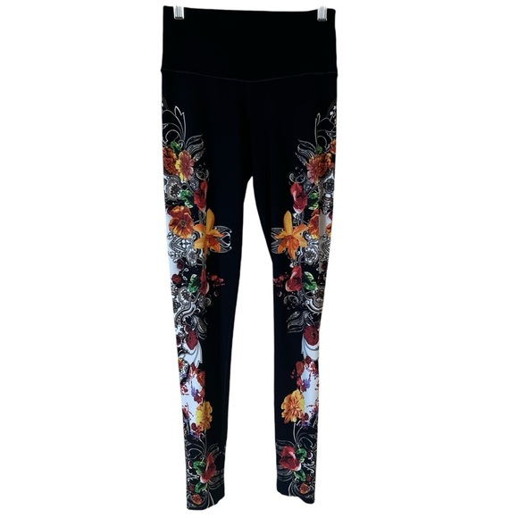 eva varro | Pants & Jumpsuits | Eva Varro Floral Print Leggings | Poshmark